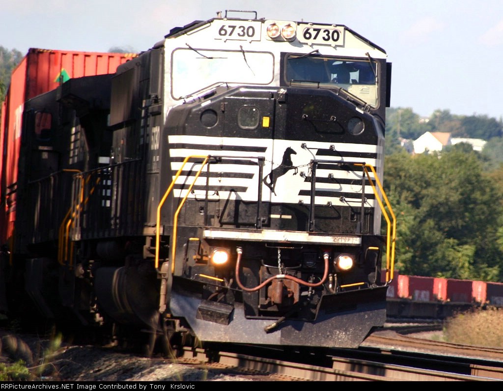 NS 6730 Brickyard Crossing